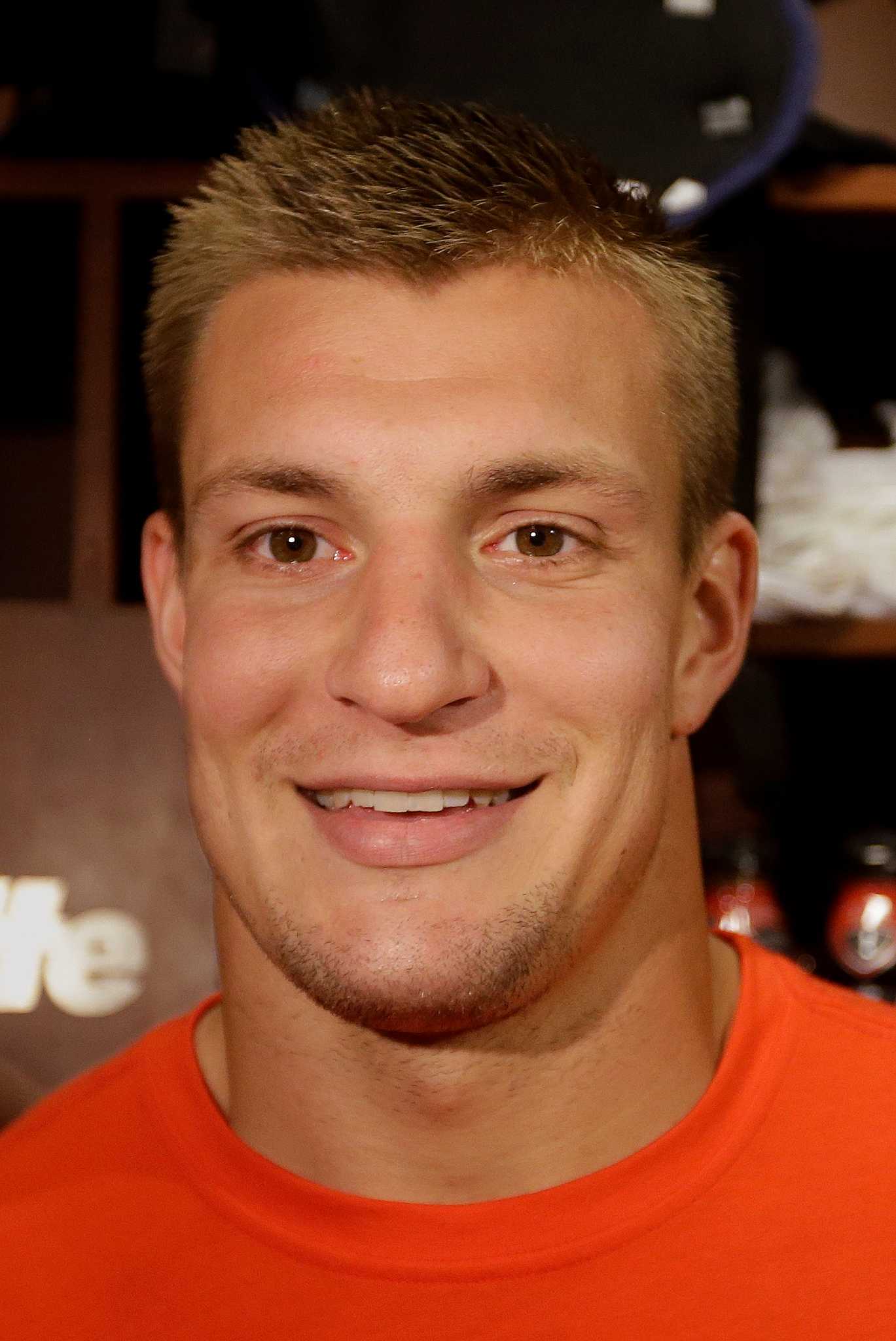 Gronkowski is back, looking to improve