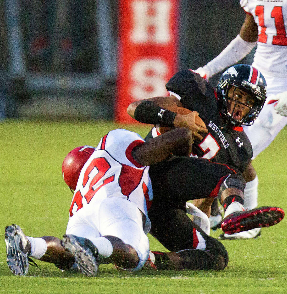 Westfield rides big plays to victory over North Shore