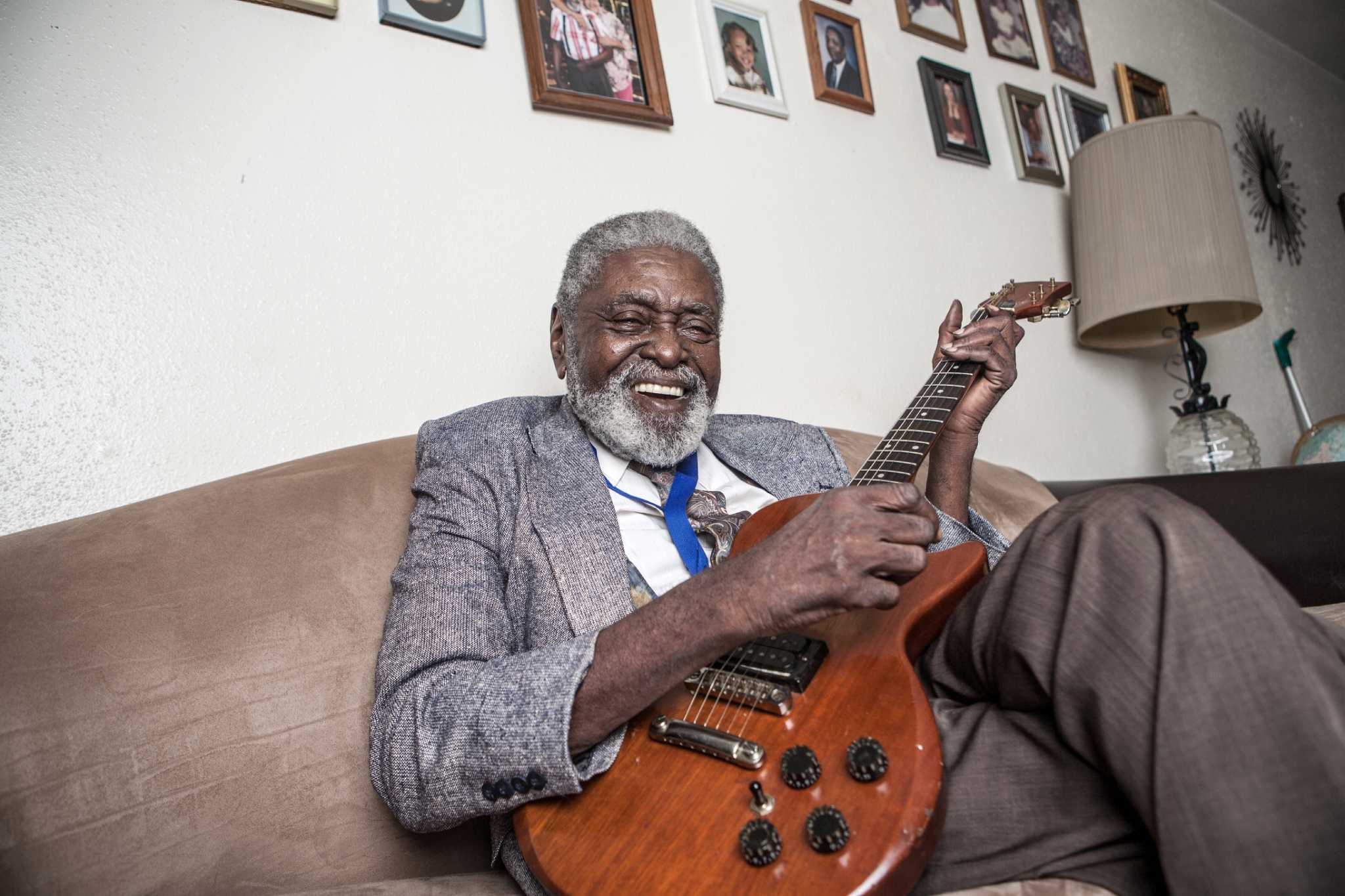 Blues player Jimmy Dotson dies