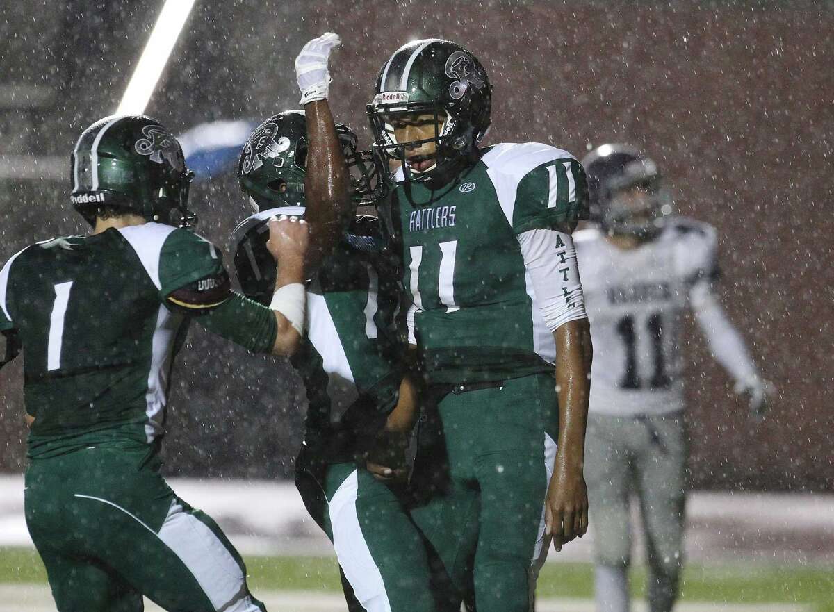 Strong 1st half carries Reagan to win