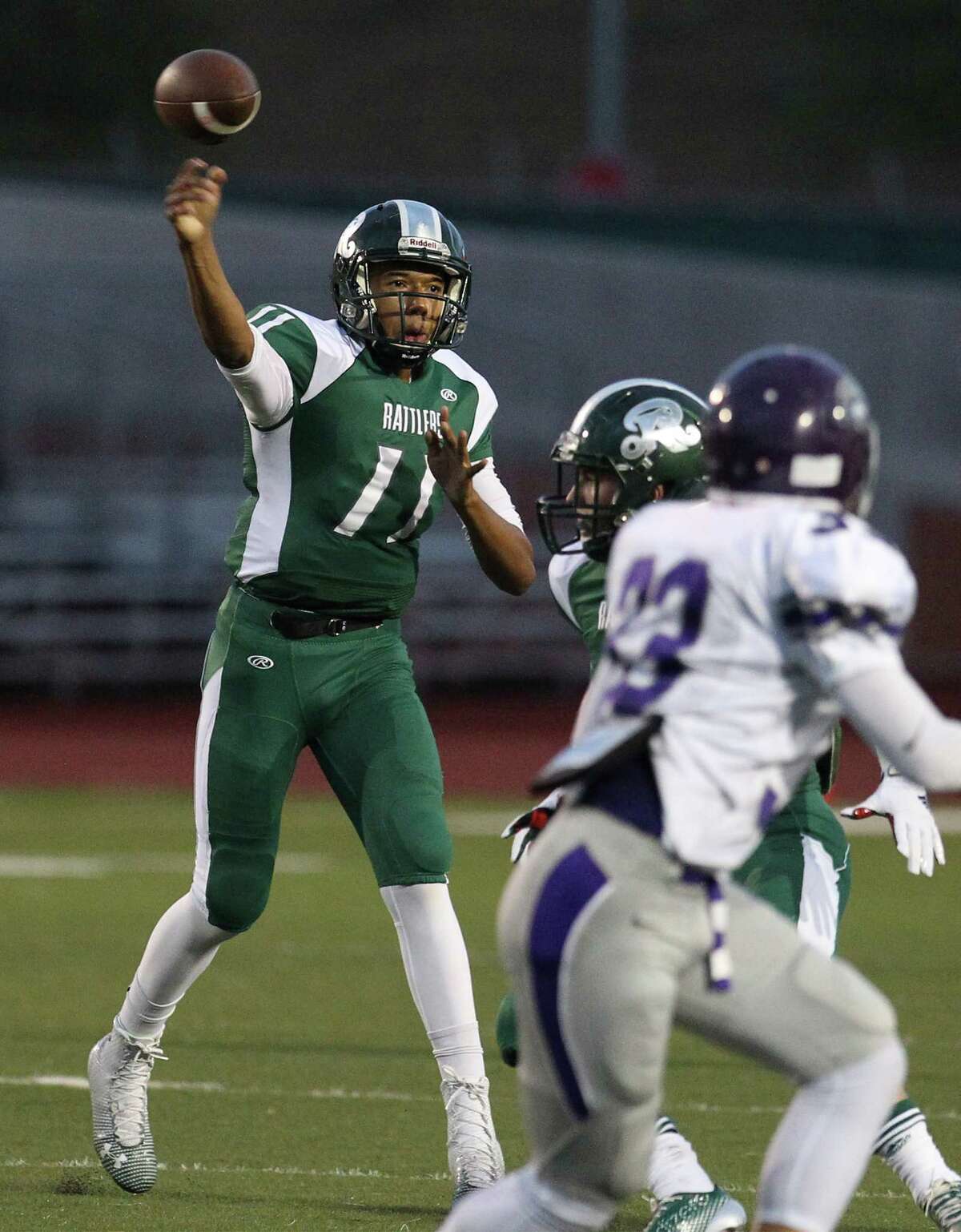 Strong 1st half carries Reagan to win