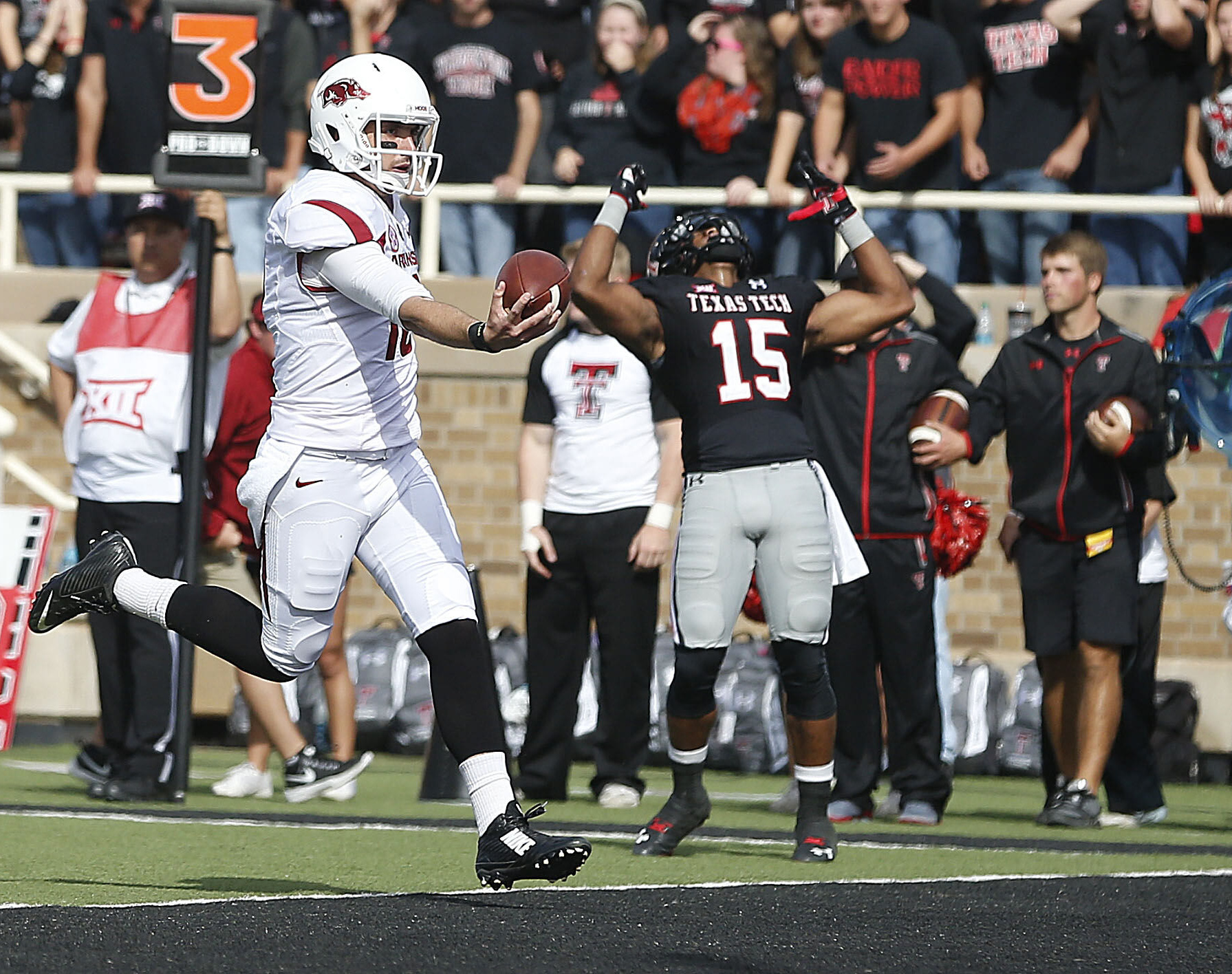 Red Raiders overrun by big Razorbacks