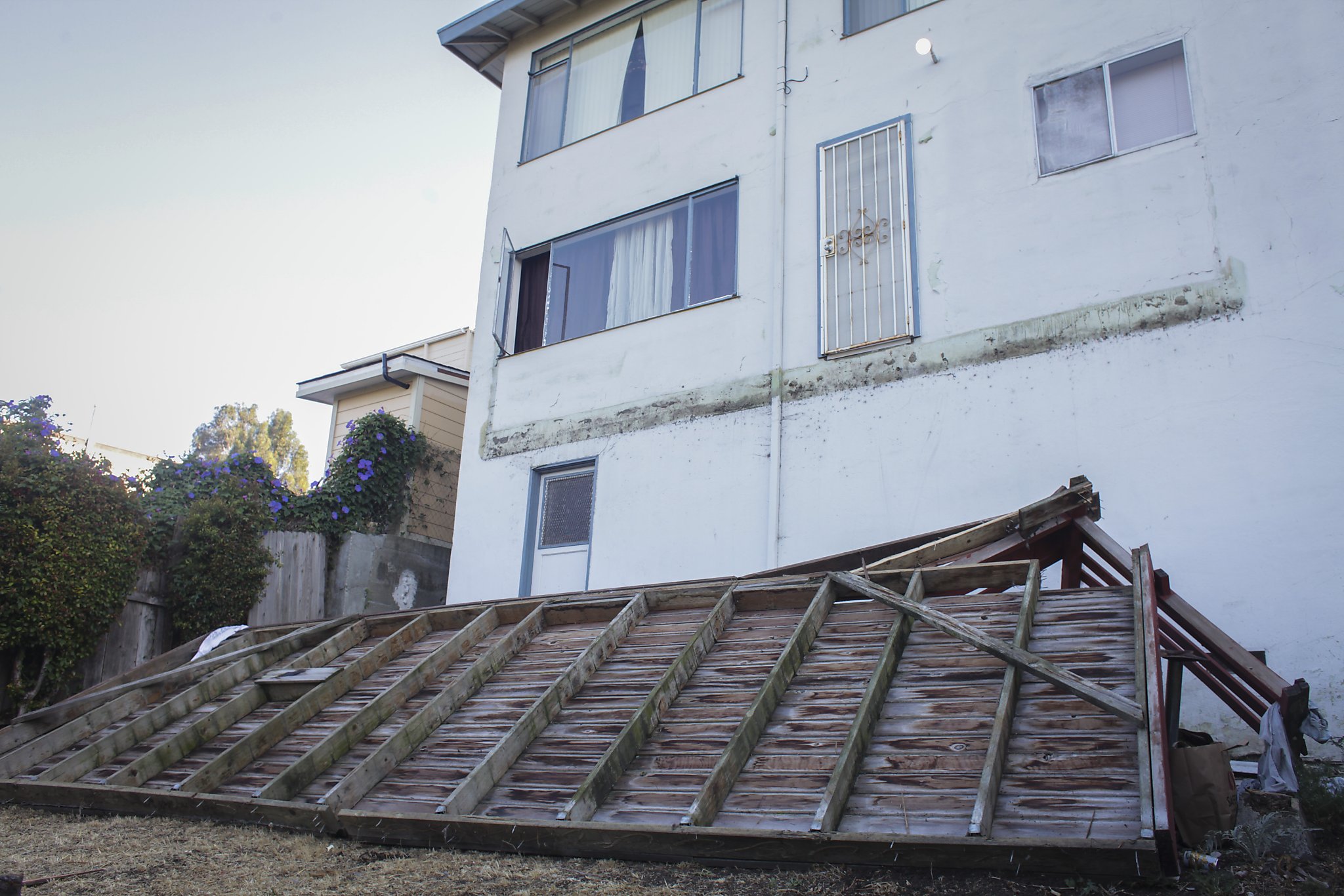 Several hurt after deck collapses at East Oakland home