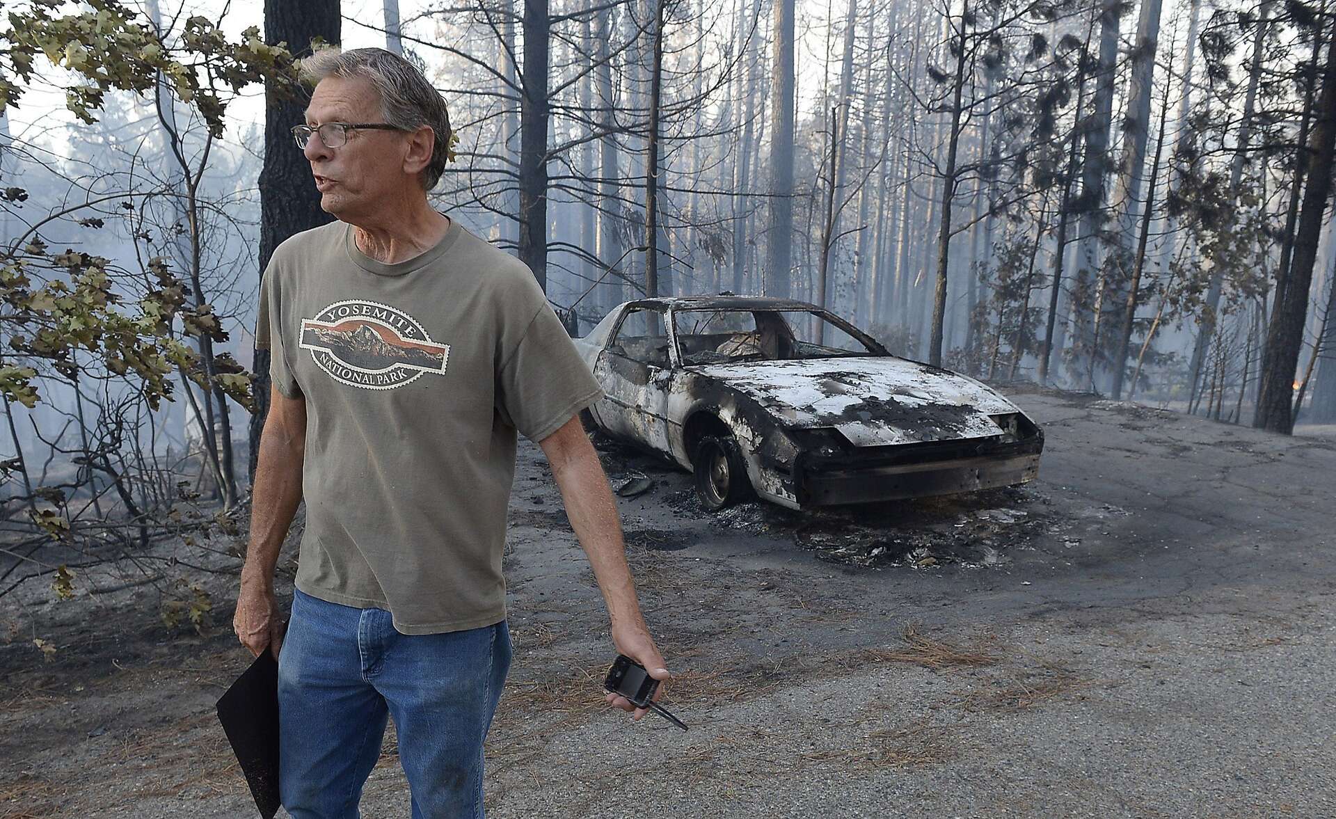 Boles Fire roars through Weed, burning homes, forcing evacuations