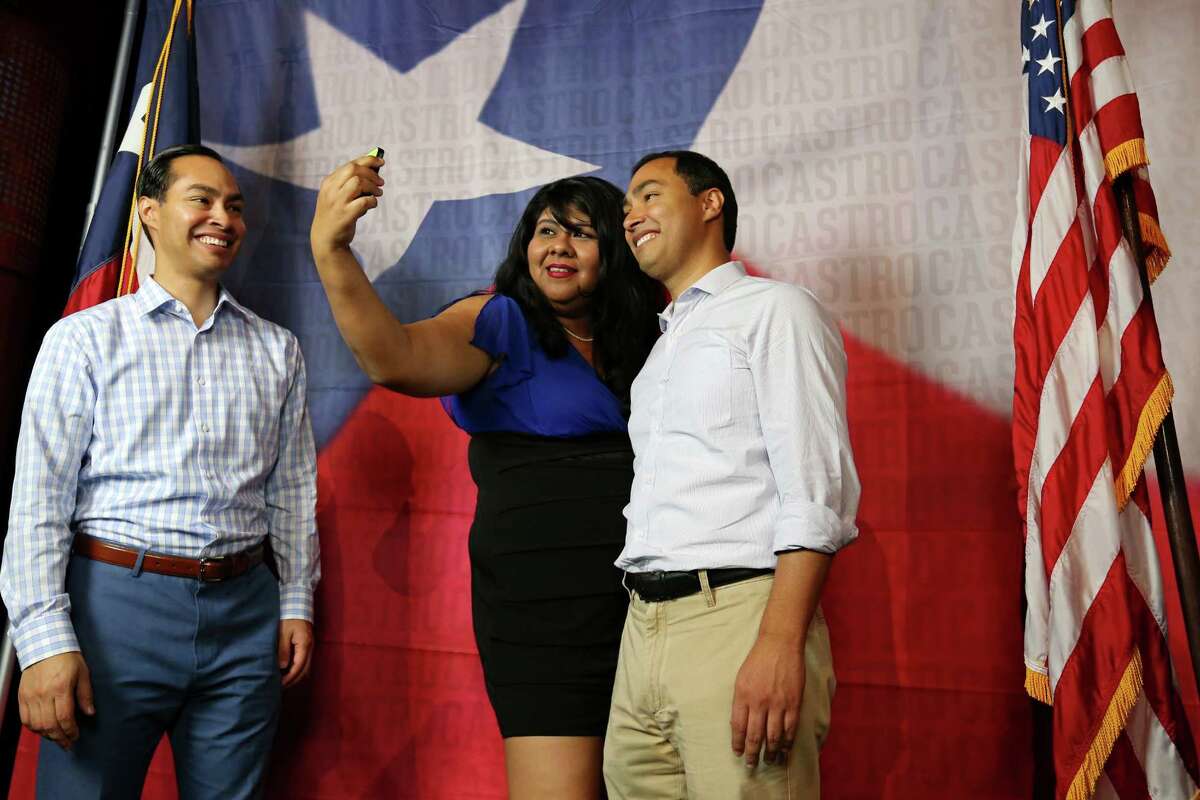 Castro brothers return home for birthday bash - ExpressNews.com