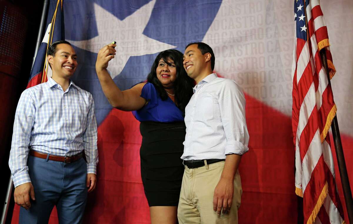 Castro brothers return home for birthday bash