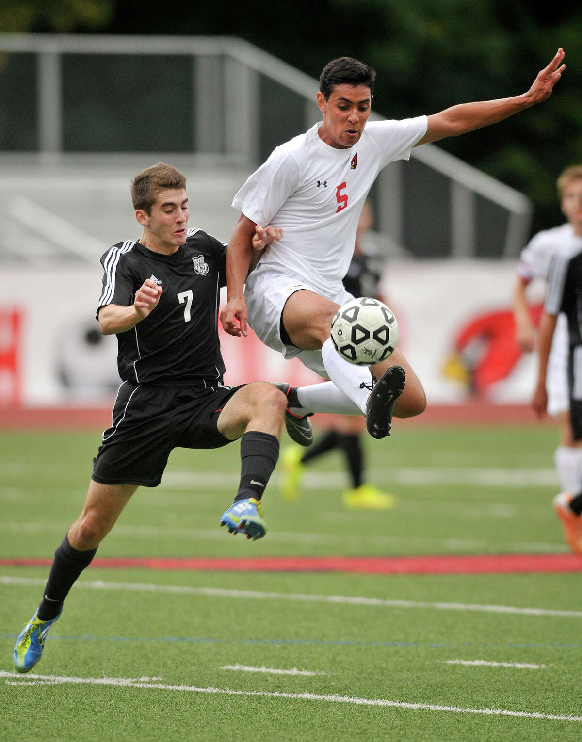 Greenwich boys soccer team tops Trumbull