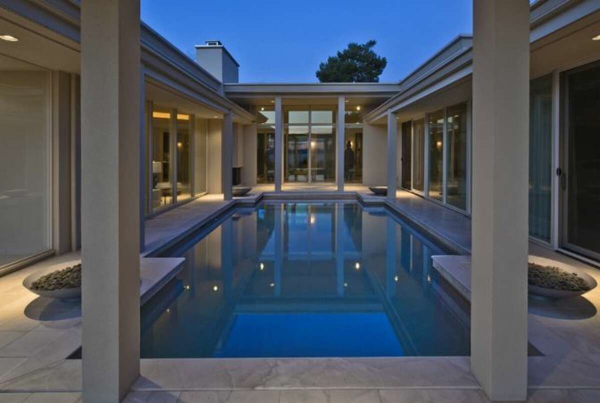 Boeing exec's Blue Ridge home hosted Bob Hope