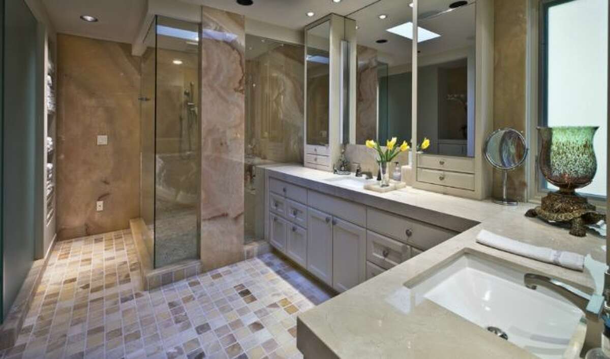 Boeing exec's Blue Ridge home hosted Bob Hope