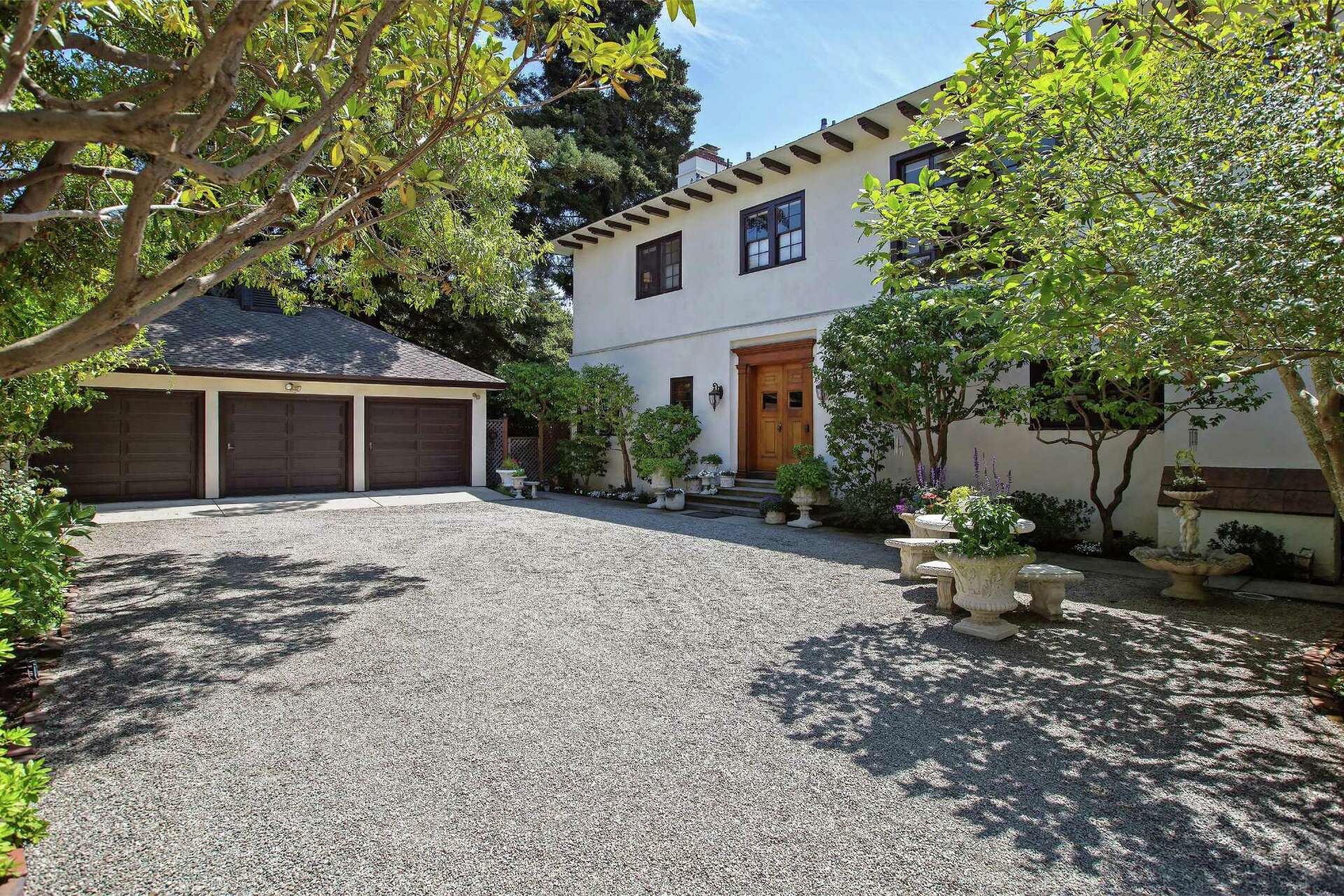 Early Ernest Coxhead creation in Alameda hits market