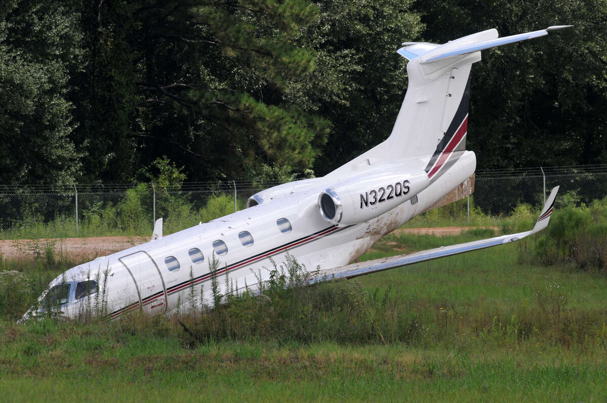 Plane nosedives off Conroe runway in wet conditions