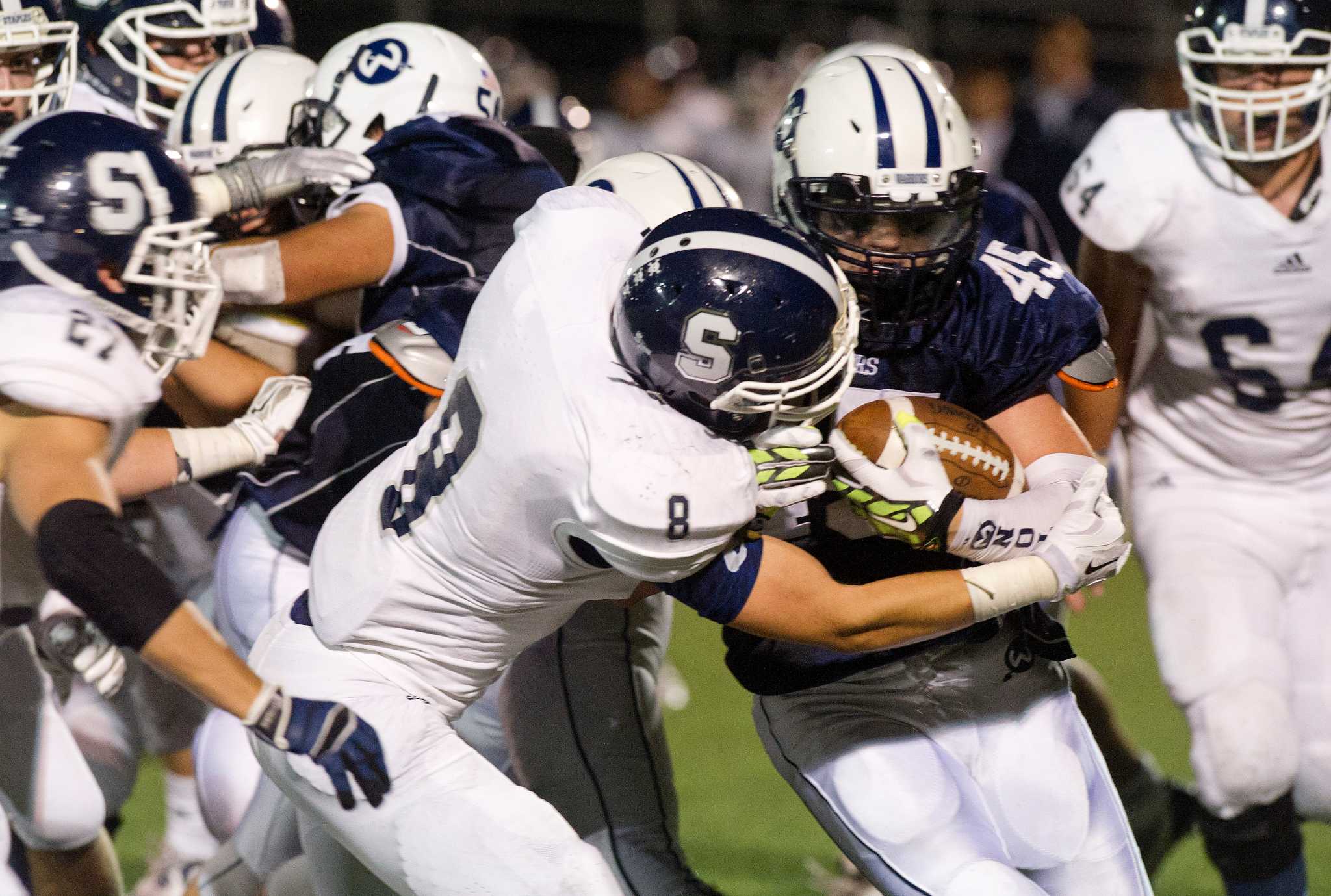 Staples football shuts out Wilton