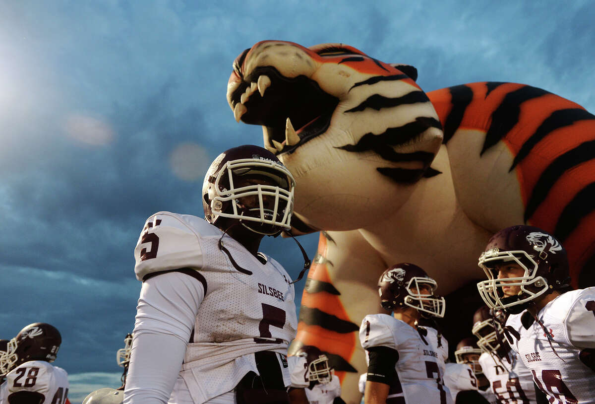 Dallas passes for 5 TDs as WO-S shuts out Silsbee