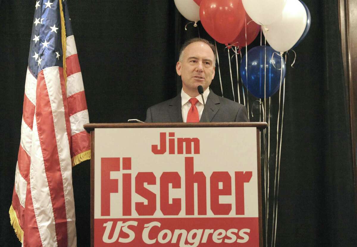 Fischer tries to bring new blood to congressional race