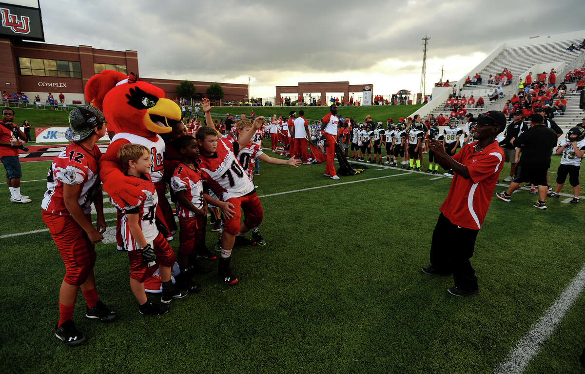 Lamar rolls over Mississippi College in last non-conference game