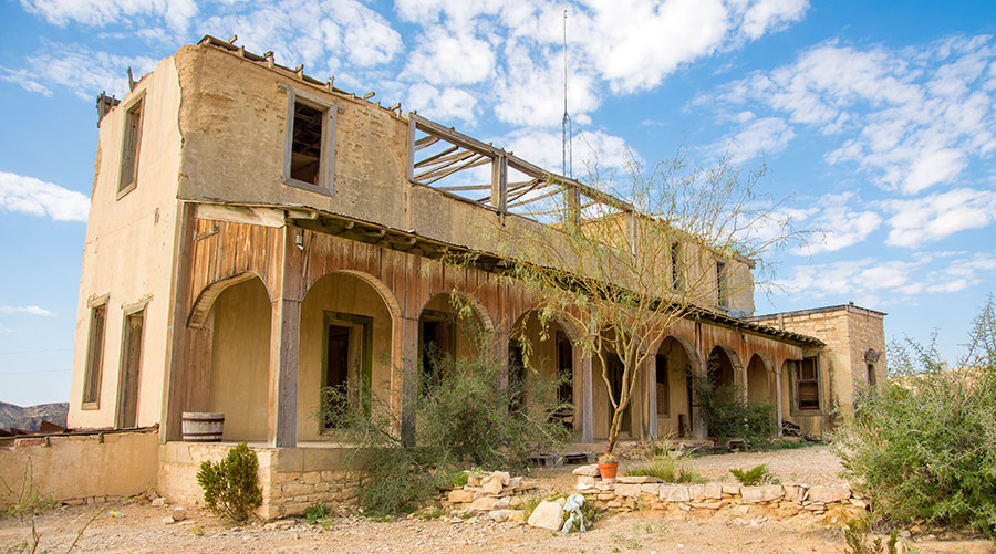 13 eerie Texas ghost towns to visit this fall