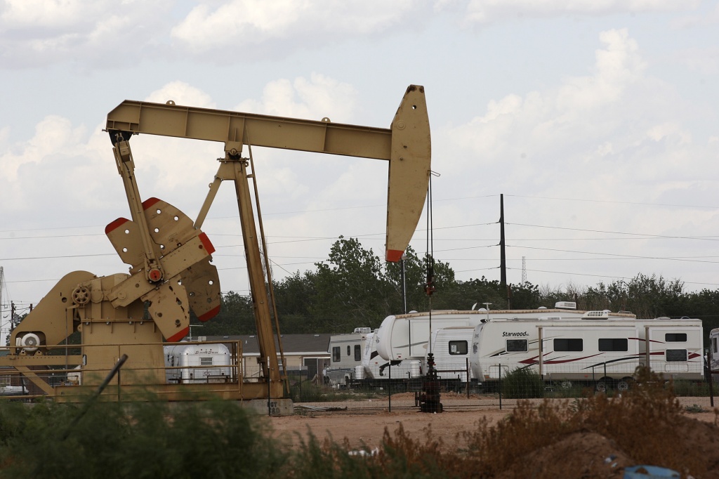 Oil slide hits 6-year low, and Houston's likely to feel it