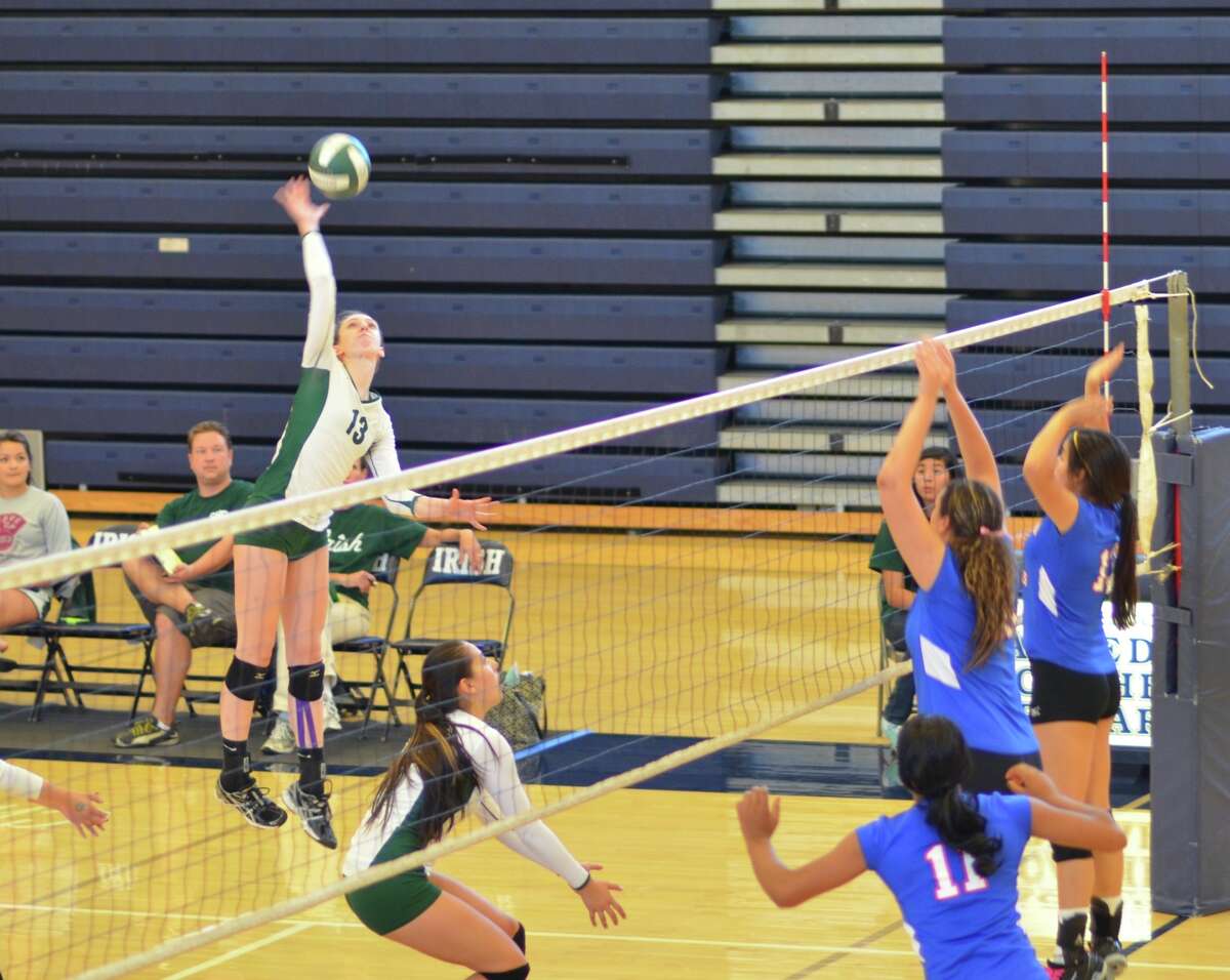 14-1 SHC girls volleyball is on a mission to improve