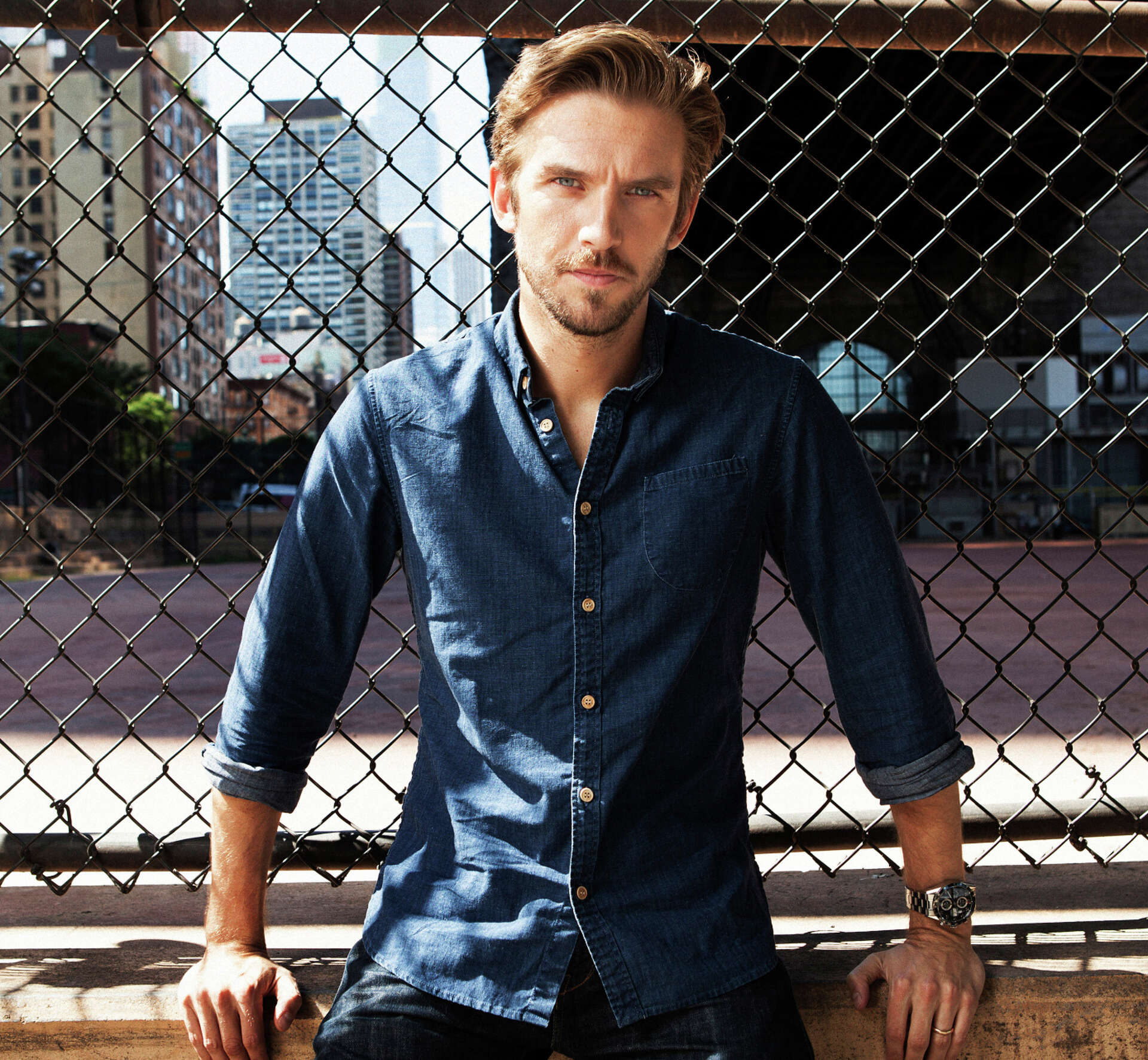 A buff Dan Stevens flexes his acting muscles in 'The Guest’