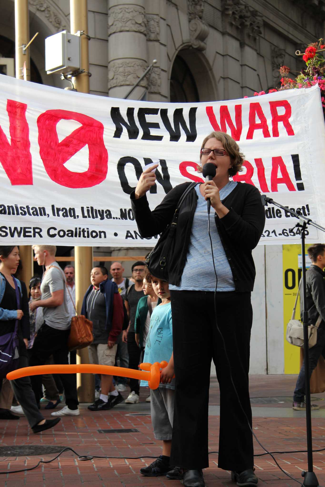Anti-war protesters take to S.F. streets to condemn U.S. bombing