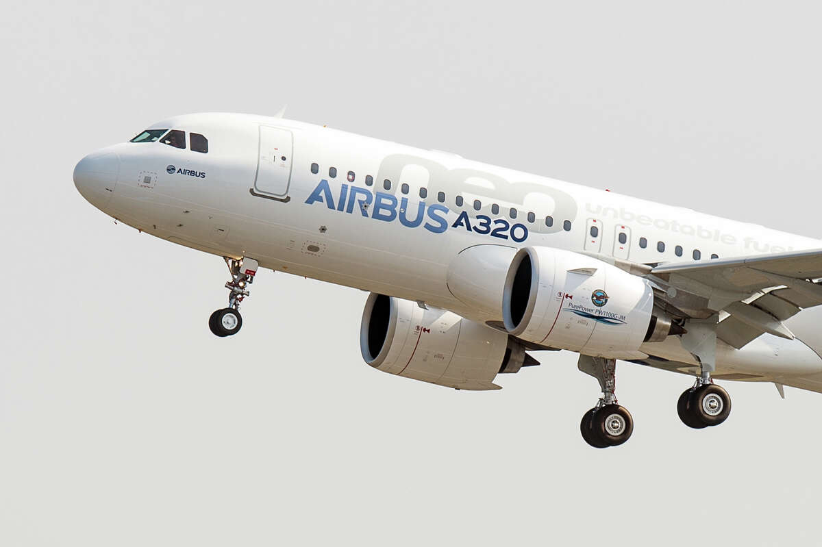 Airbus re-engined A320neo completes first flight
