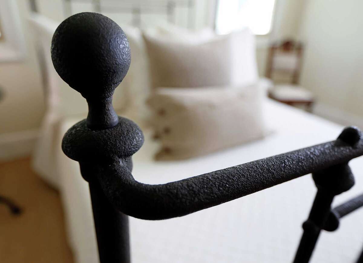 Stellar sunset inspired Houston couple to build a Tiki Island dream home