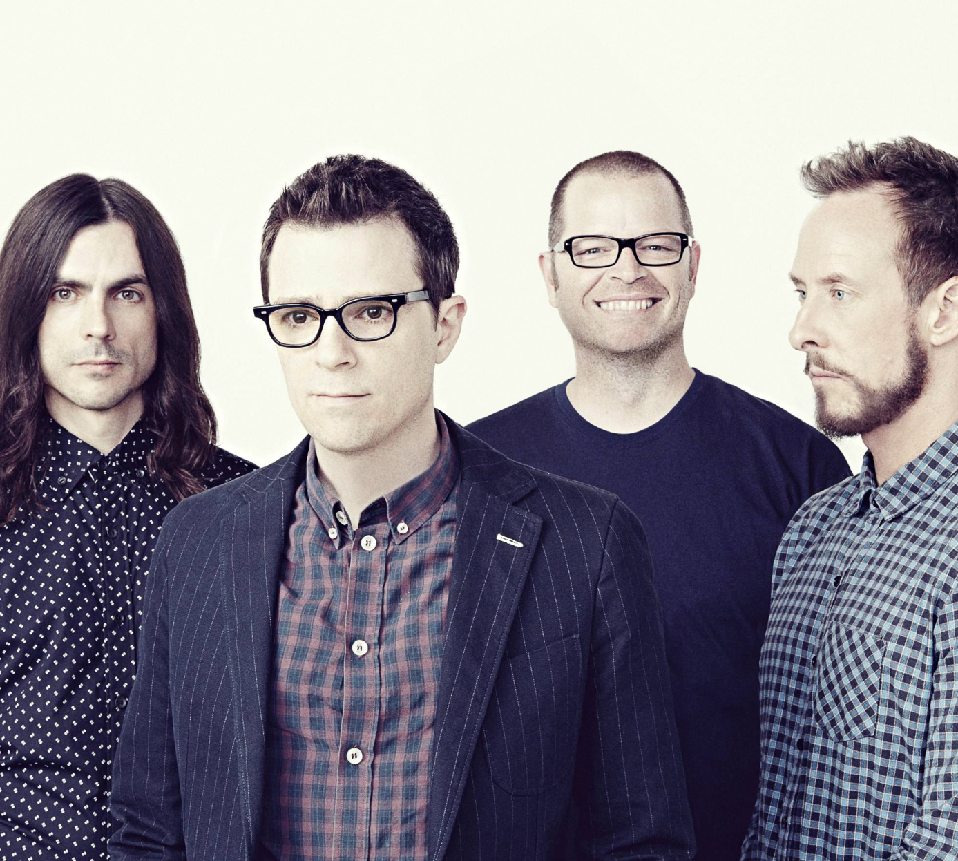 Weezer feeds fans’ hunger for new material with 9th album