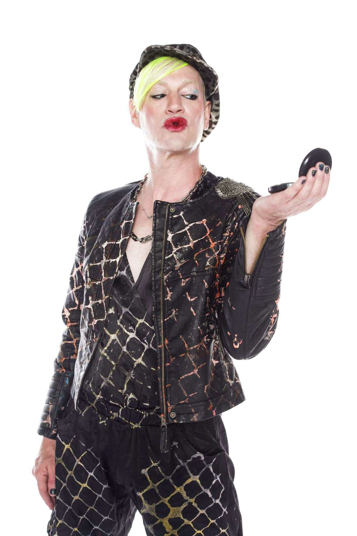 Richie Rich, ringmaster of a new fashion circus, Pan-O-Ramic