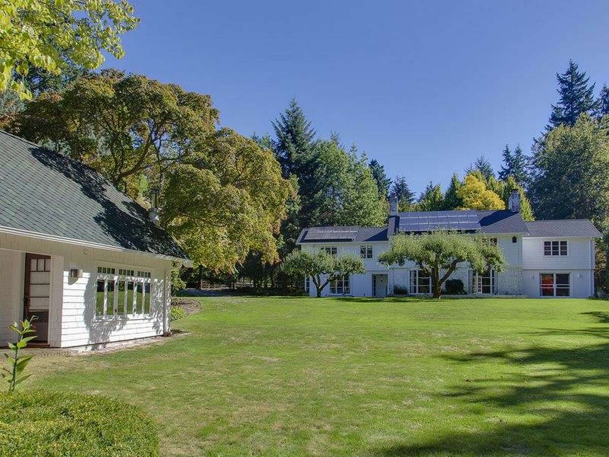Rural estate inside Seattle back on the market