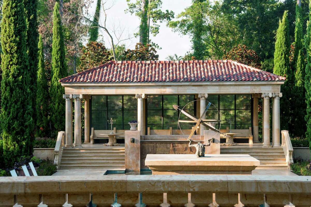 At $43 million, mansion listing breaks Houston record