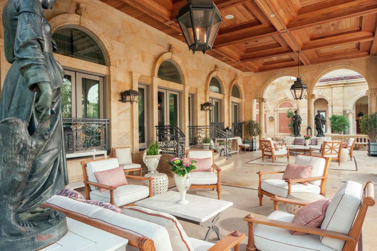 At $43 million, mansion listing breaks Houston record
