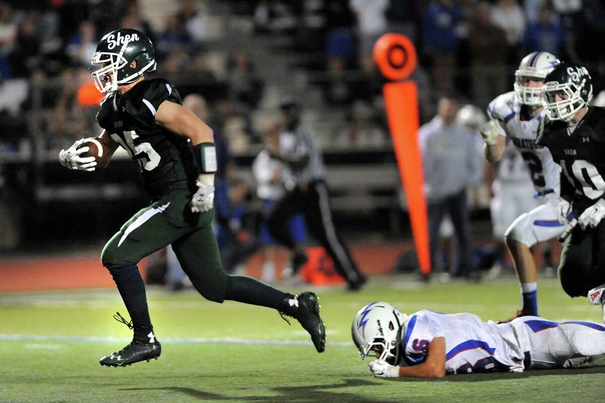 Shenendehowa football flies past Saratoga, 35-6