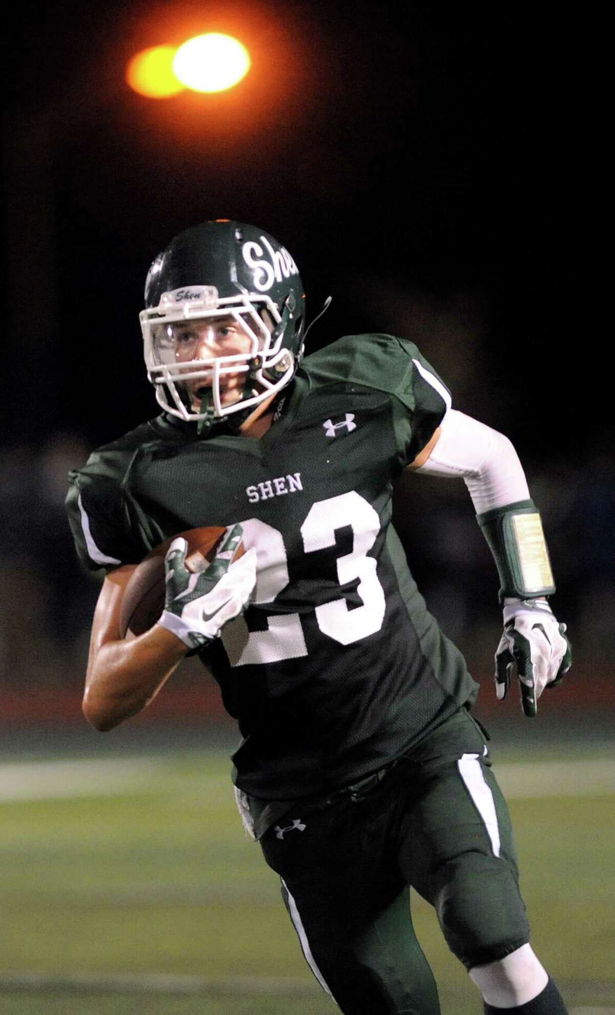 Shenendehowa football flies past Saratoga, 35-6