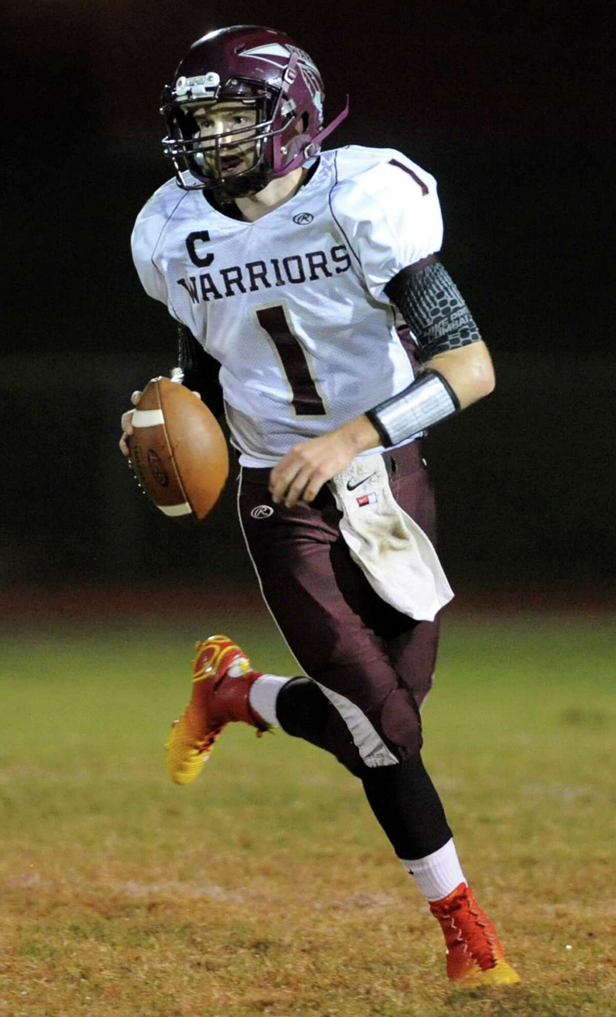 Mechanicville football tops Stillwater in Indian Bowl