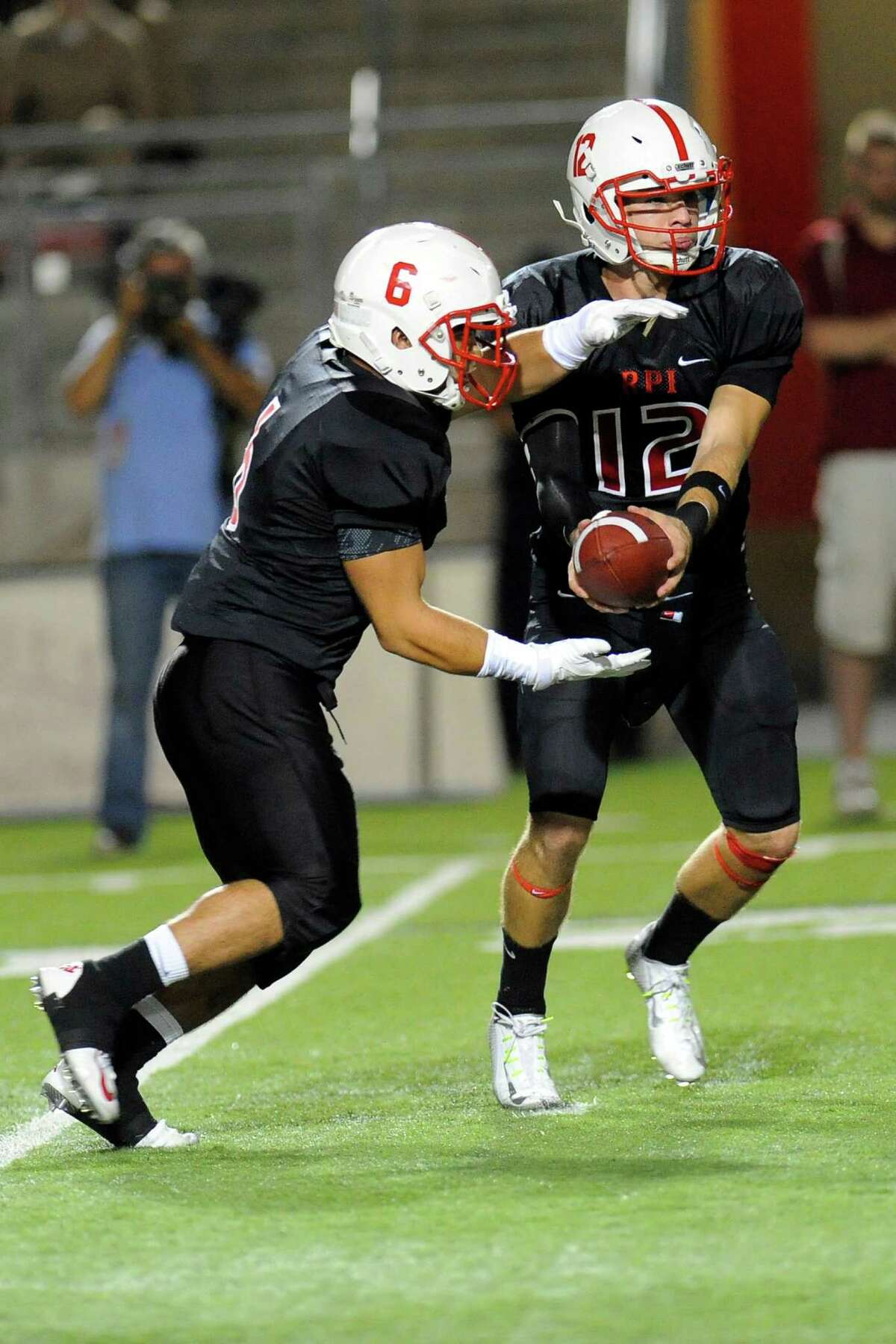 RPI football routs WPI 27-6