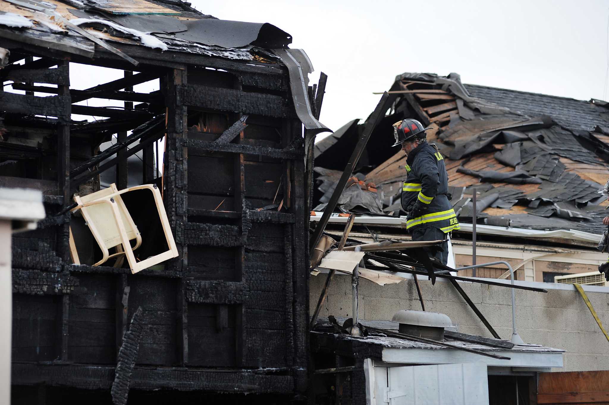 2 arson suspects arrested after 8 fires started across Alameda