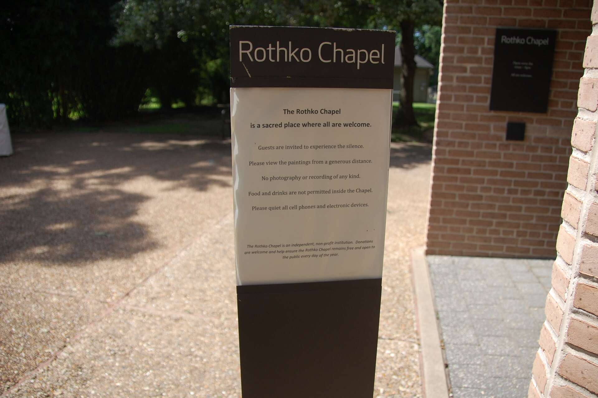 The quiet, quiet signs of Rothko Chapel