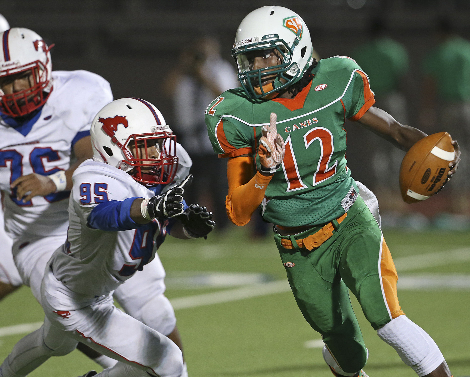 SAM HOUSTON 55, JEFFERSON 34; Hurricanes honor coach with impressive ...