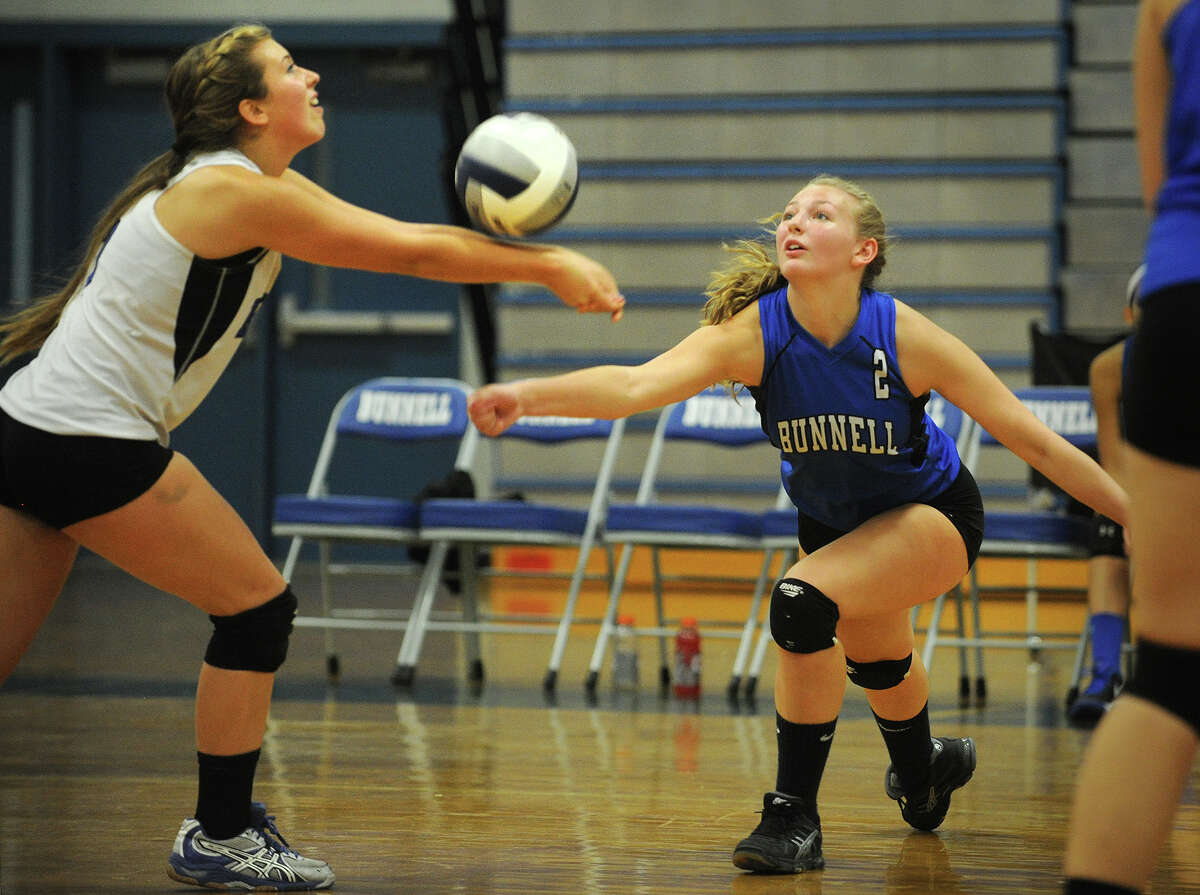 HIGH SCHOOL ROUNDUP: Brookfield volleyball team wins five-game thriller