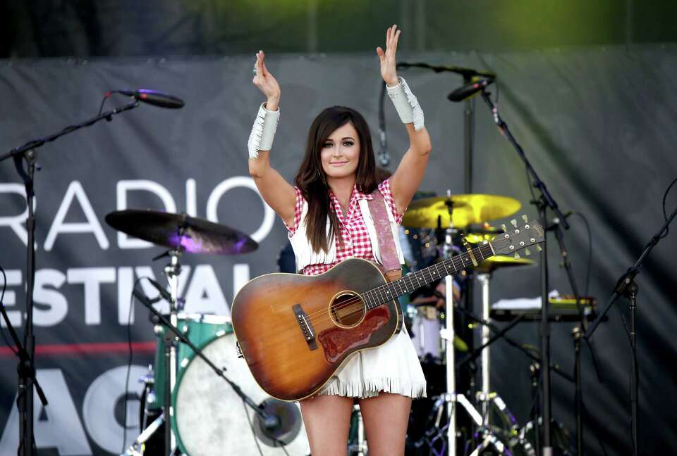 Kacey Musgraves follows her arrow to Houston