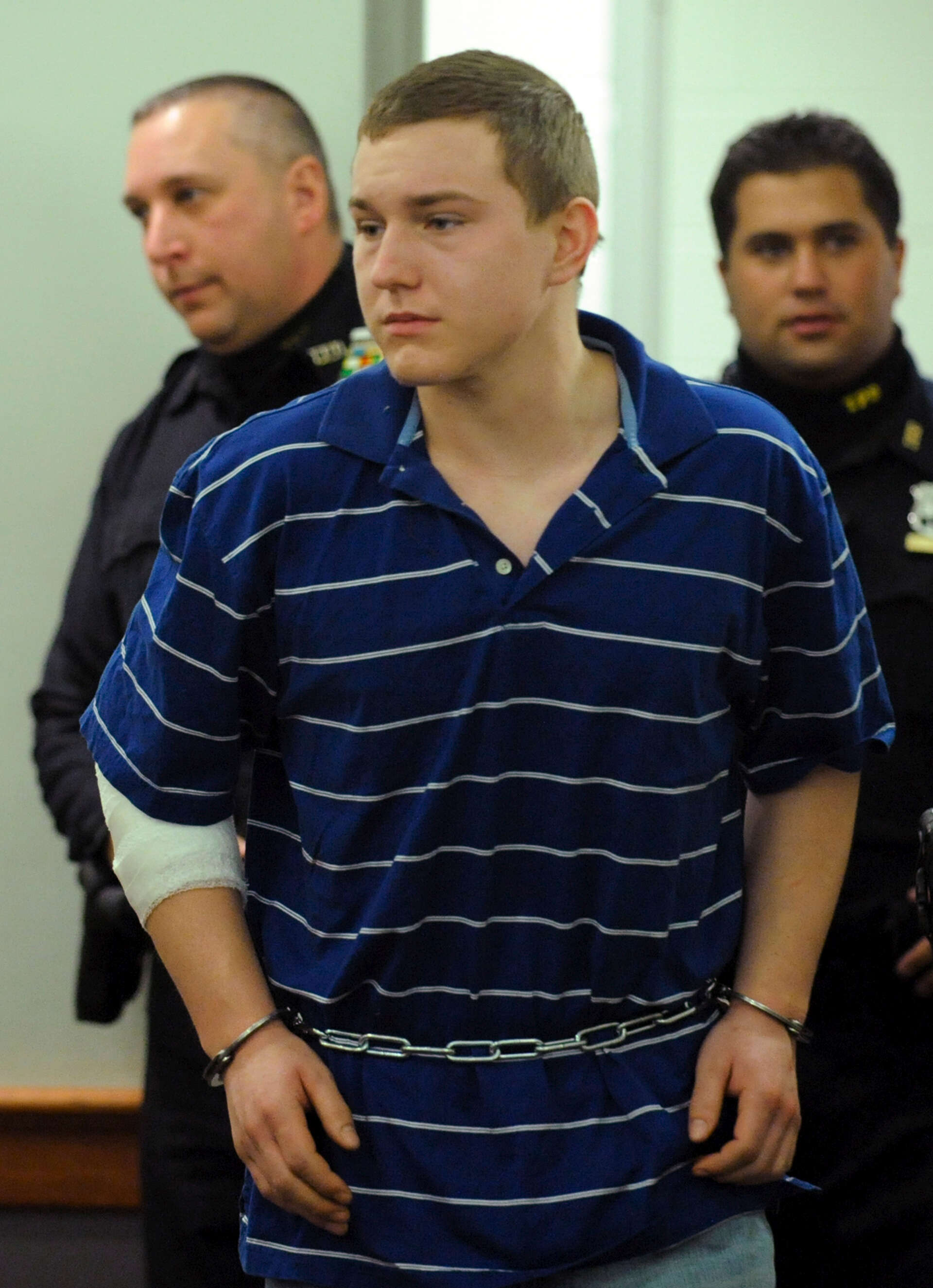 Accused rapist in jail after manhunt that closed Skidmore