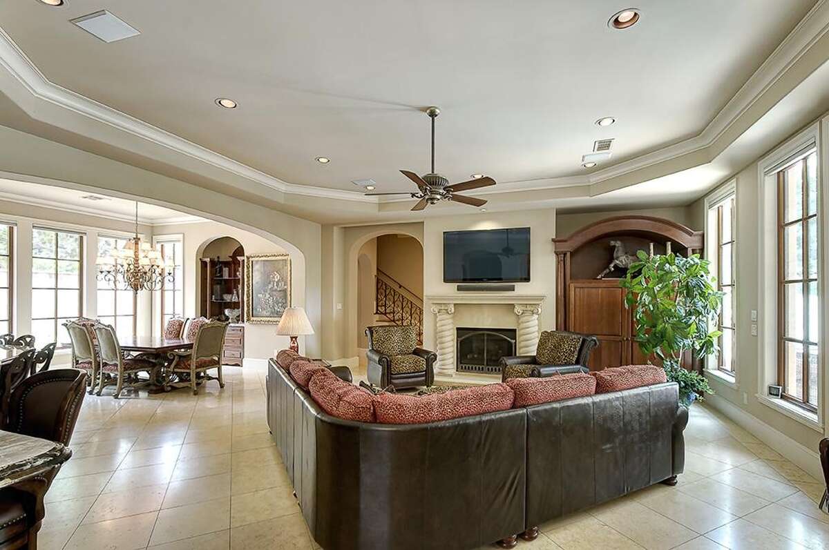 Houston restaurateur's Heights bungalow is a treasure trove of collectibles