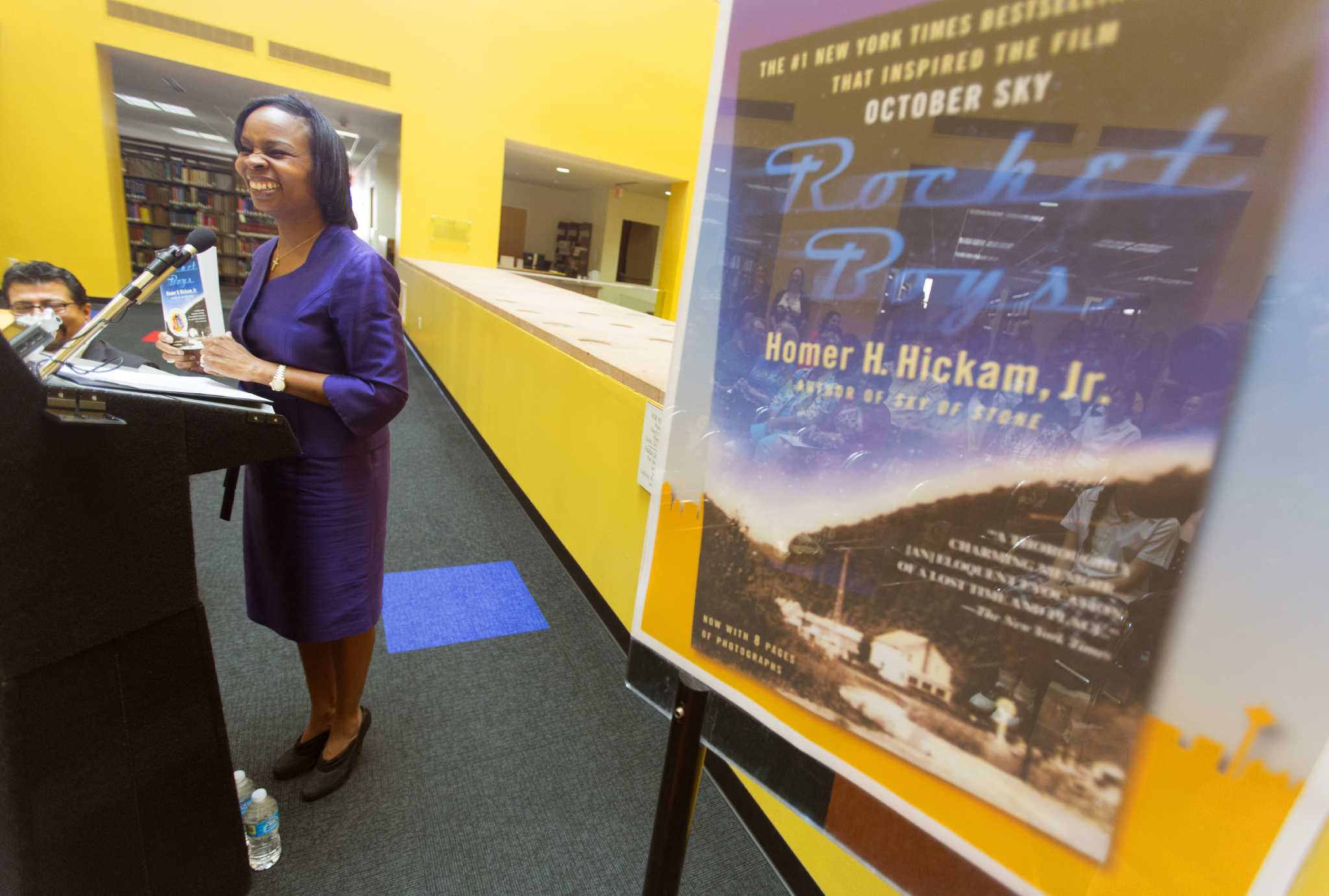 Mayor launches book club with library system