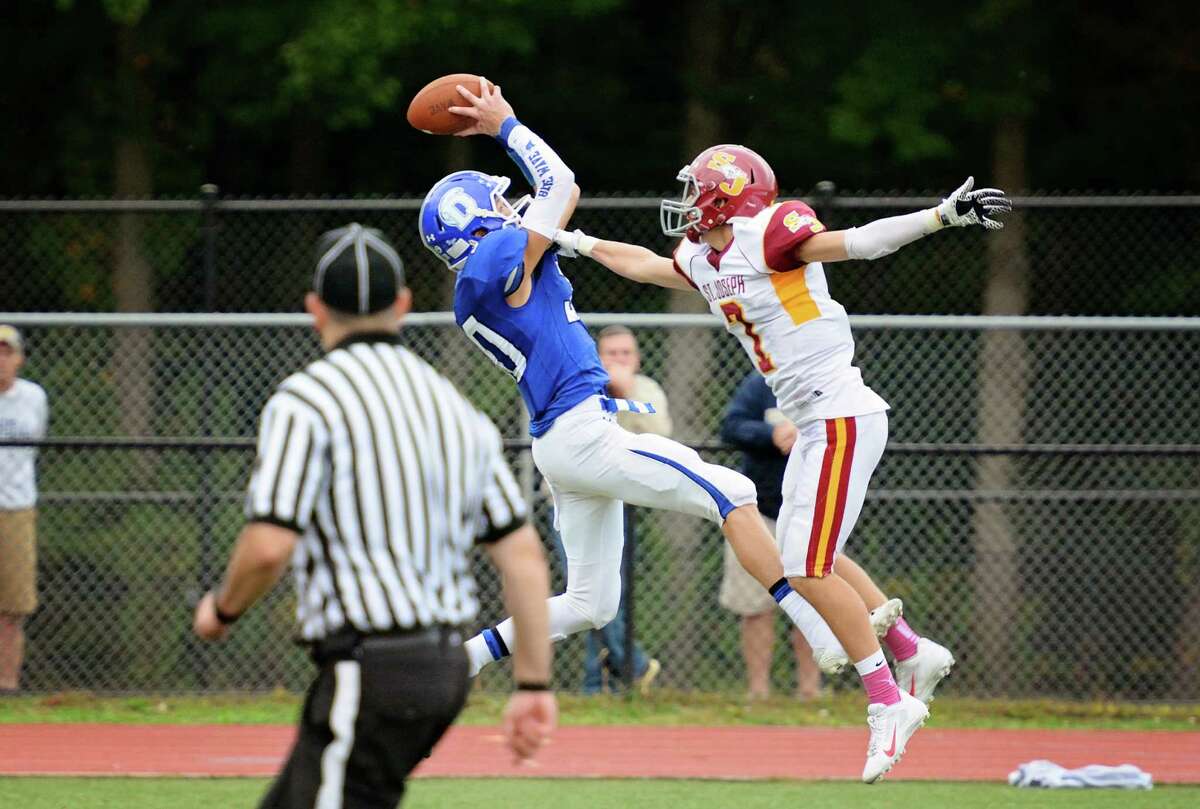 Darien rallies from big deficit to beat St. Joseph