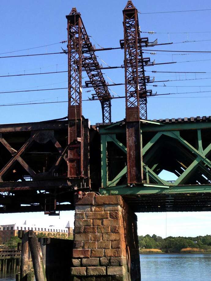 Malloy sets course to replace Norwalk rail bridge by 2020 ...