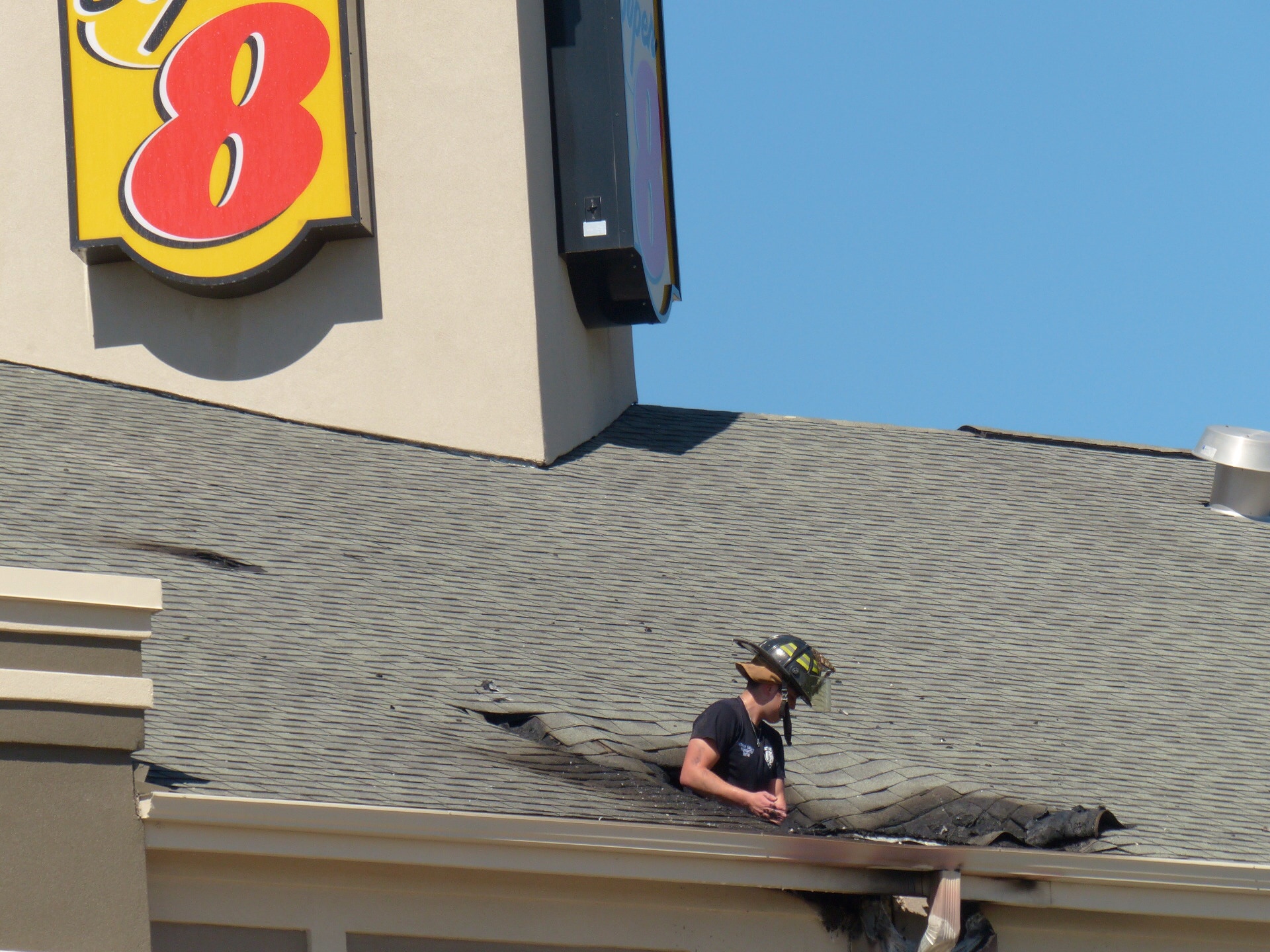 Hotel fire causes evacuation on South Side