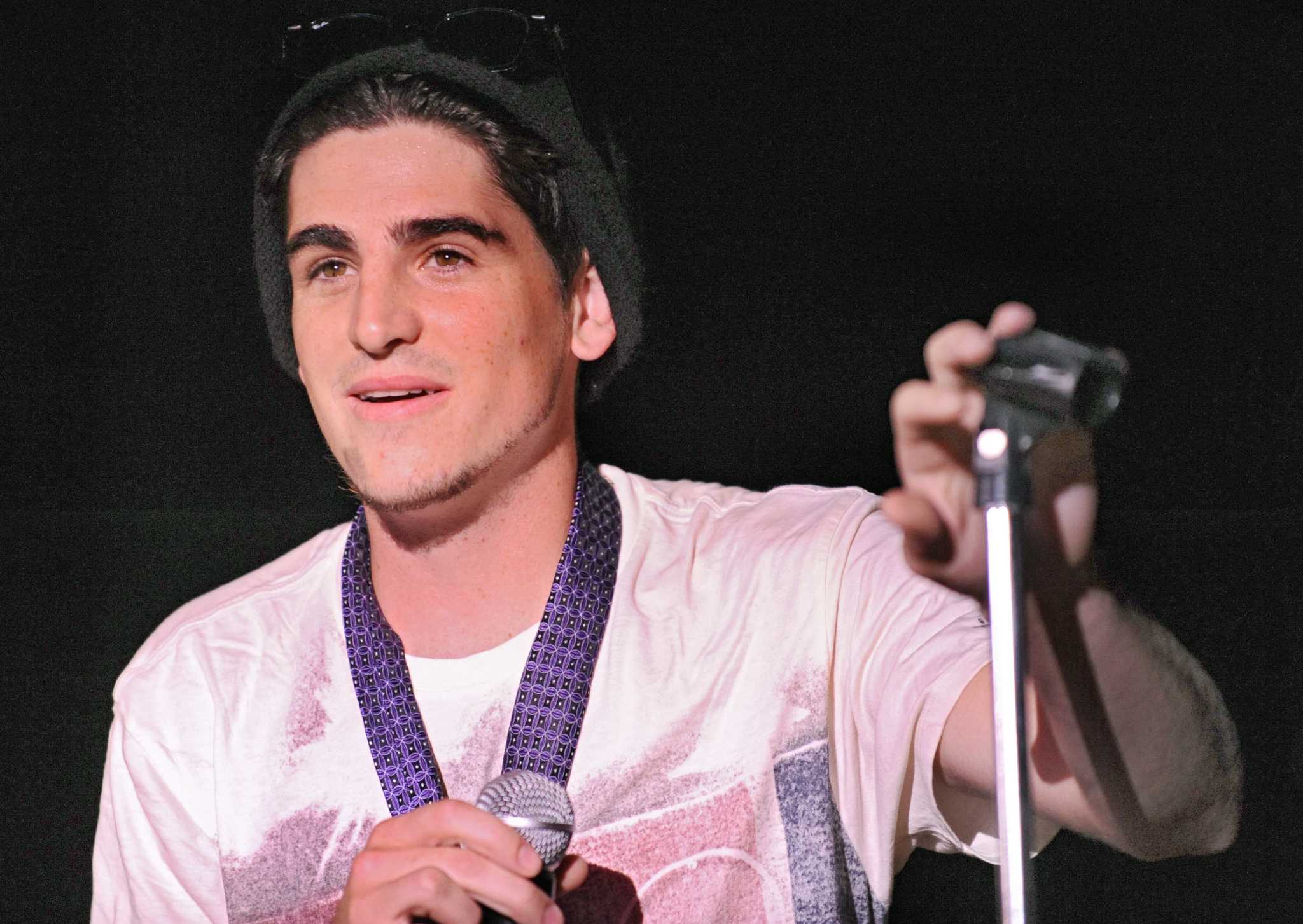'The Voice' singer in Amsterdam for homecoming