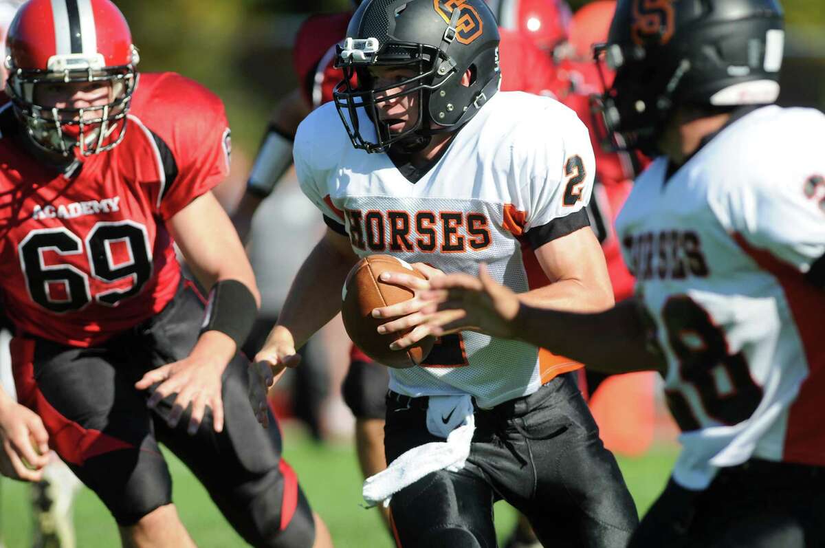 Schuylerville football cruises past Albany Academy