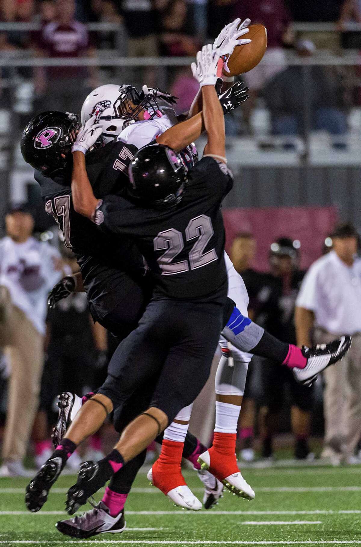 Family affair sees Pearland top Dawson