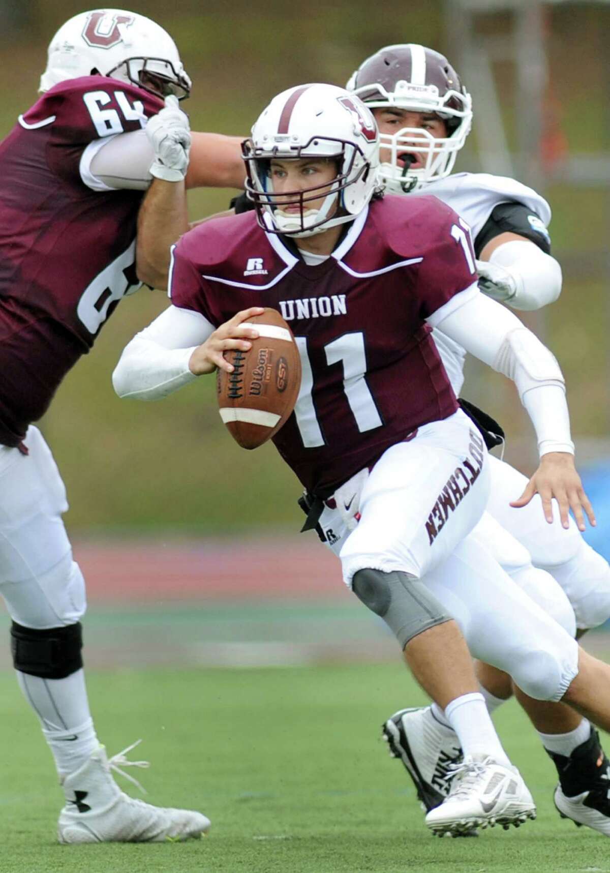 Union football falls to Springfield in shootout